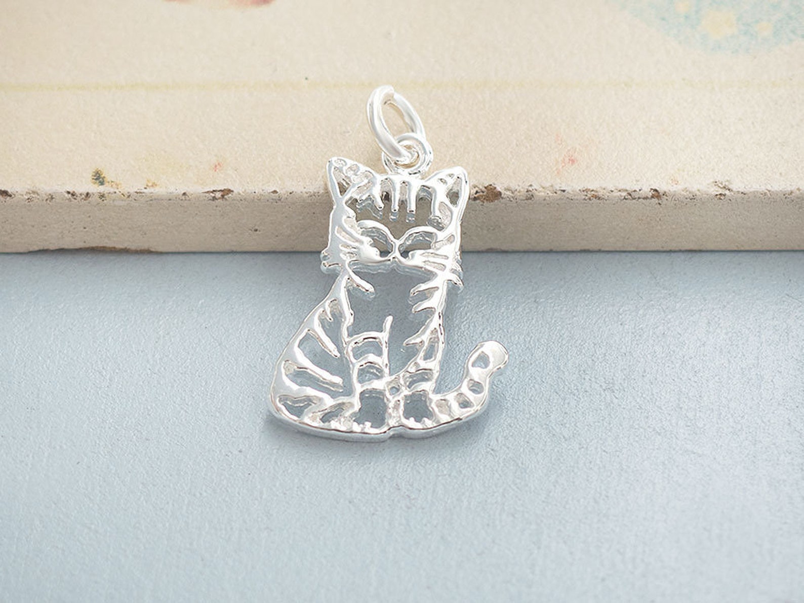 1 of 925 Sterling Silver Cat Charm 8x17mm. :th1622 - Etsy
