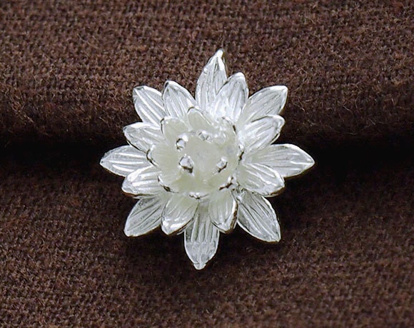 1 of 925 Sterling Silver Lotus Flower Pendant 16mm. :th2392 | Etsy