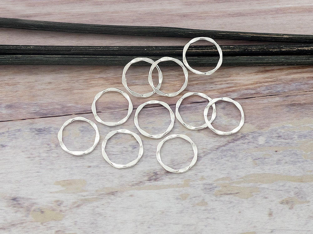 10 of 925 Sterling Silver Hammered Circle Closed Rings | Etsy