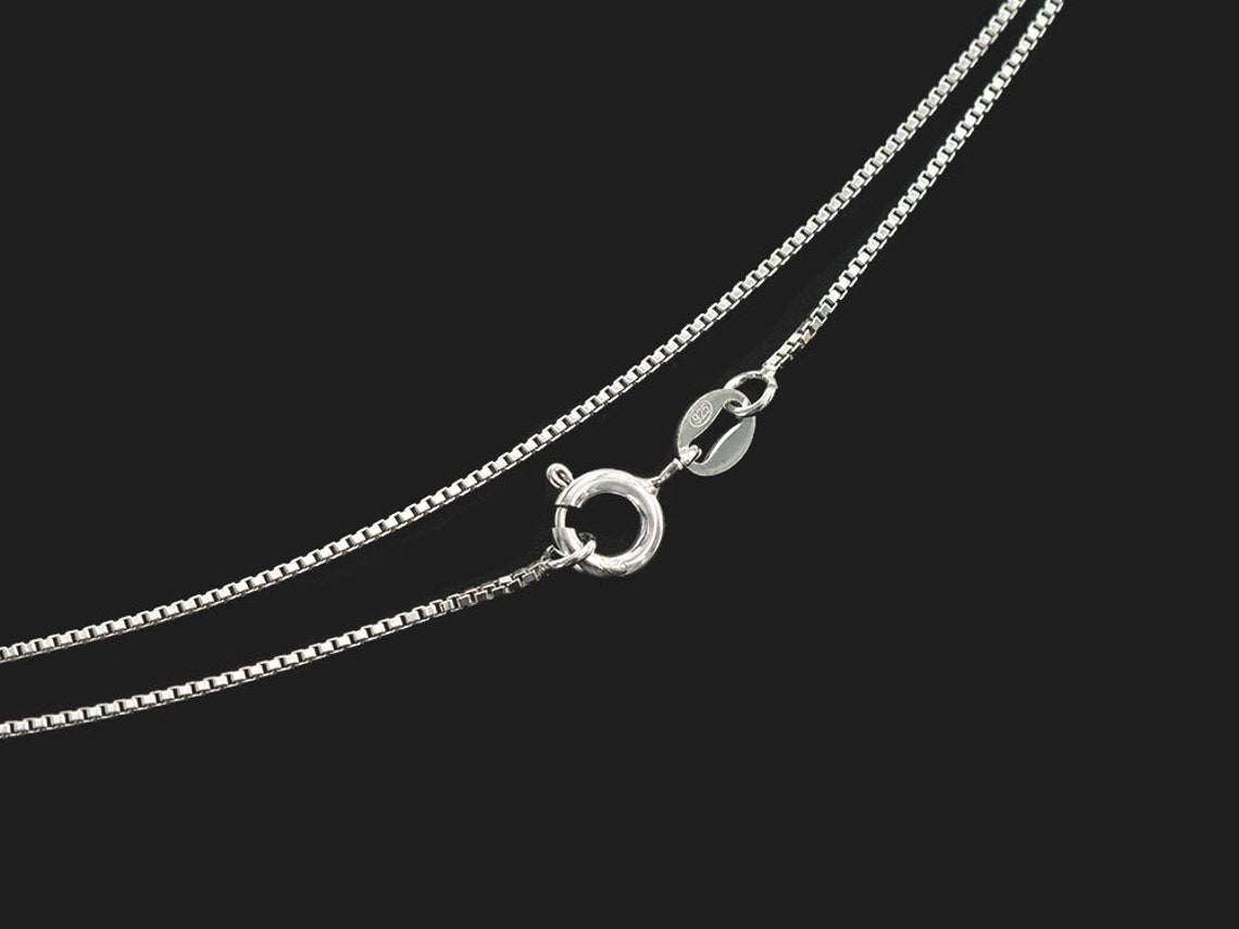 18 inches of 925 Sterling Silver Box Chain Necklace. 1mm. | Etsy