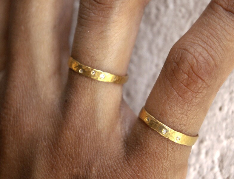 Gold ring 750 in fairtrade gold traceable diamond Argyle | Etsy