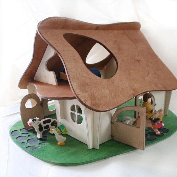 Waldorf Dollhouse - Etsy