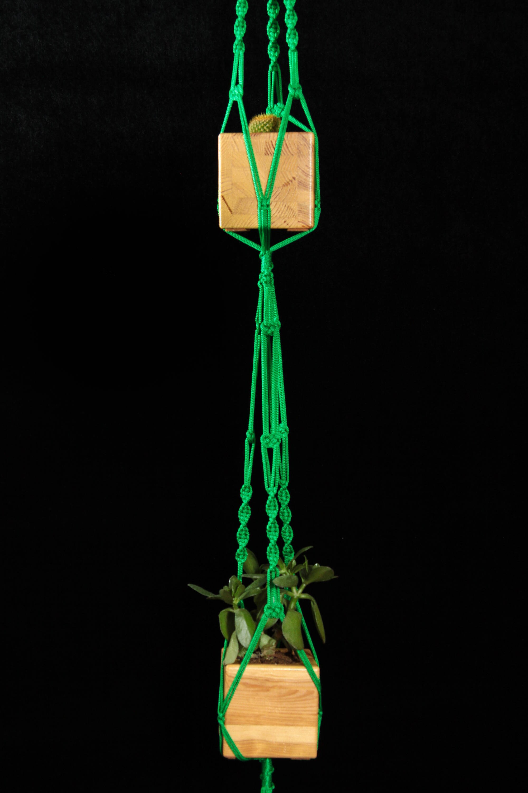 Double macrame plant hanger Hanging planter Two pot holder | Etsy