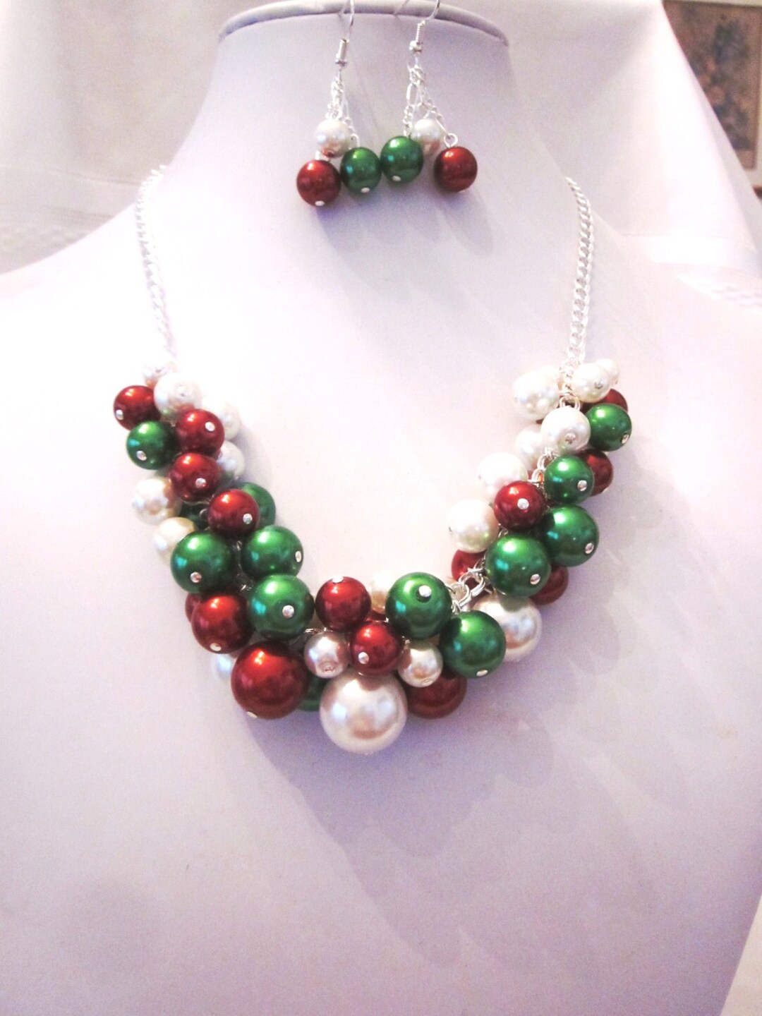 Red Green Pearl Cluster Necklace Set: Silver Plated Chain - Etsy