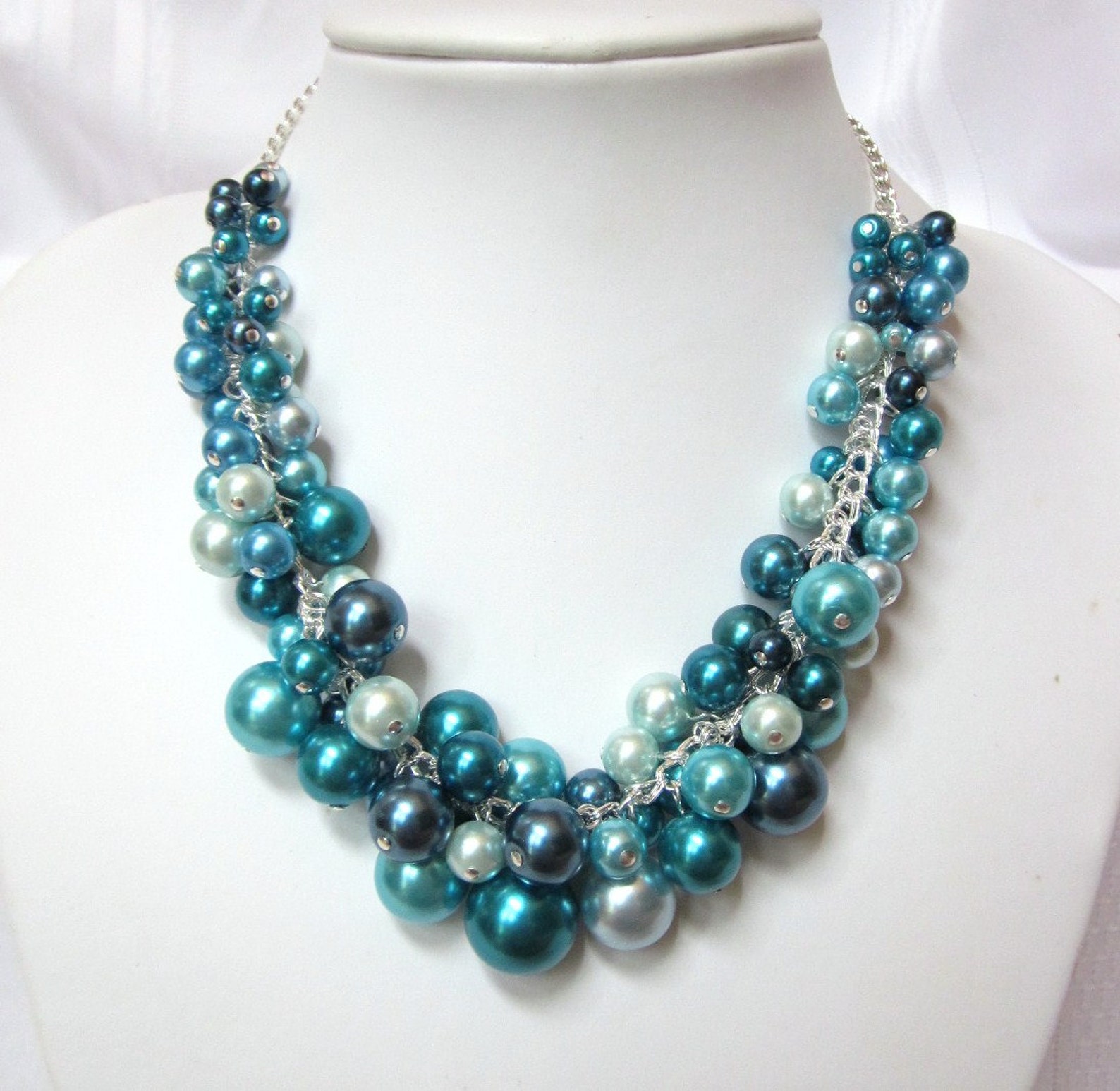 Pearl Cluster Necklace Set in shades of Blue - Etsy