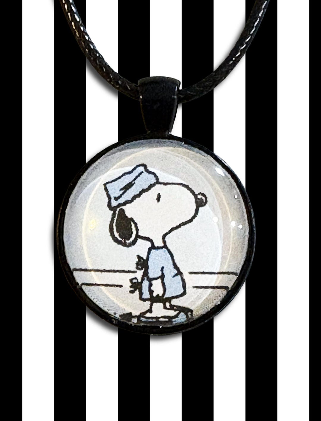 Peanuts Comics Pendant Necklace. Snoopy Doctor Nurse Charm. - Etsy
