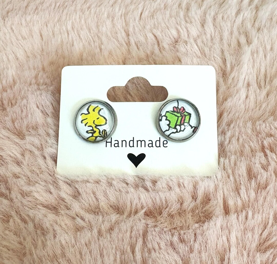 Peanuts Snoopy and Woodstock Christmas Present Stud Earrings - Etsy