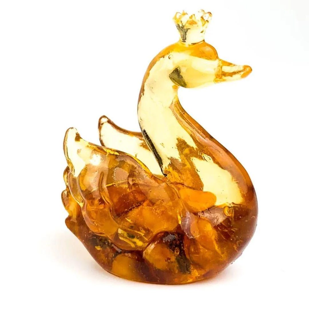 Magnificent Handmade Swan Figurine From the USA | Natural Baltic Amber ...