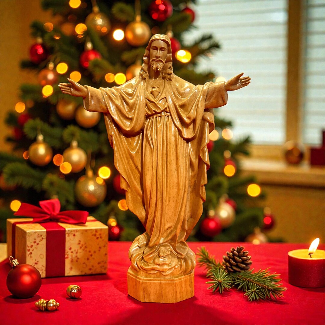 Hand-carved Beech Wood Christ the King Statue – Sacred Heart Jesus - Etsy