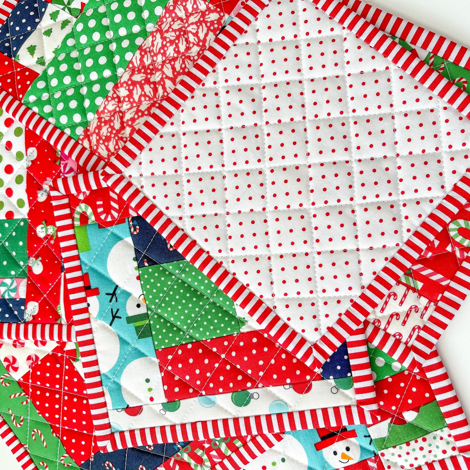 Christmas Holiday Mug Rugs One Pair - Etsy
