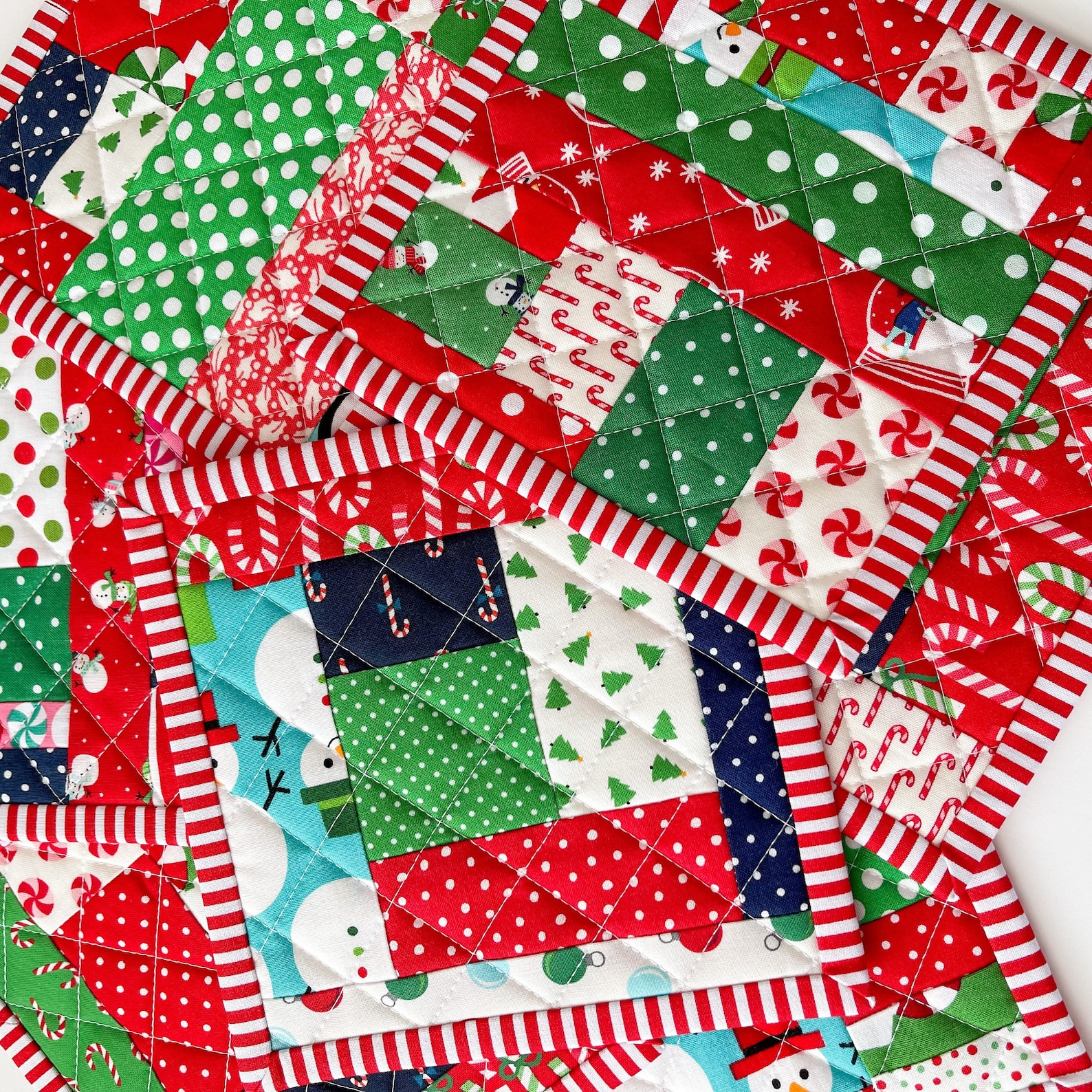 Christmas Holiday Mug Rugs - One Pair - Etsy