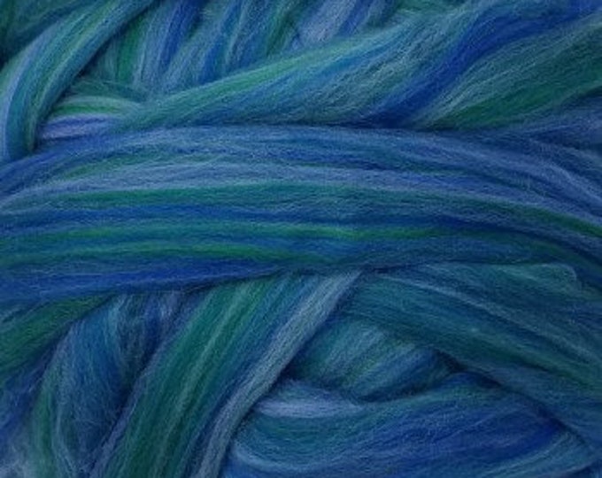 Multi-colored Merino Combed Top 4 Oz Emerald Bay 21.5 Micron Wool ...