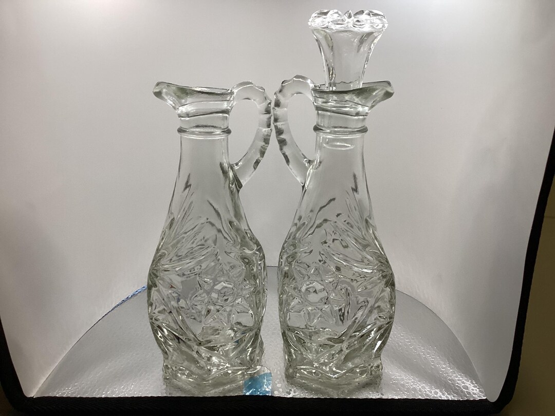 Set of Vintage Anchor Hocking Clear Glass Cruet - Etsy