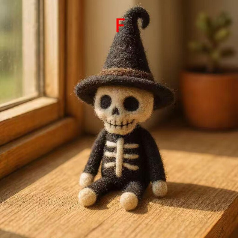 Needle Felted Halloween Skeleton Witch – Handmade Wool Figurine ...