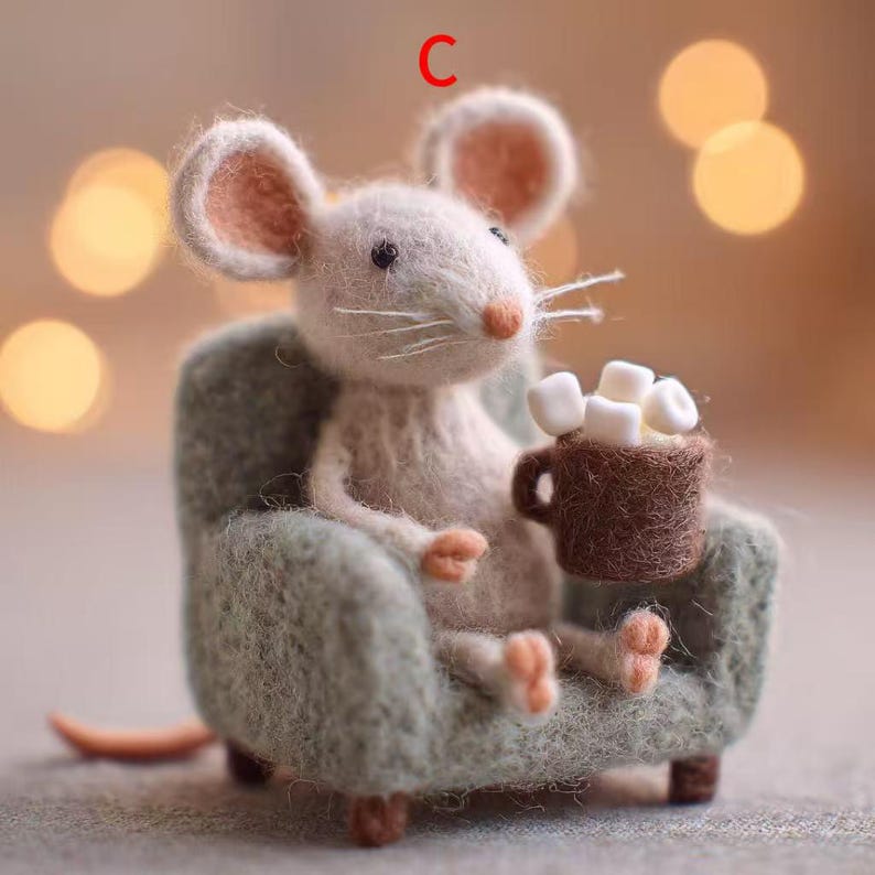 Needle Felt Mouse Figurine, Handmade Wool Desk Decor, Whimsical Gift - Etsy