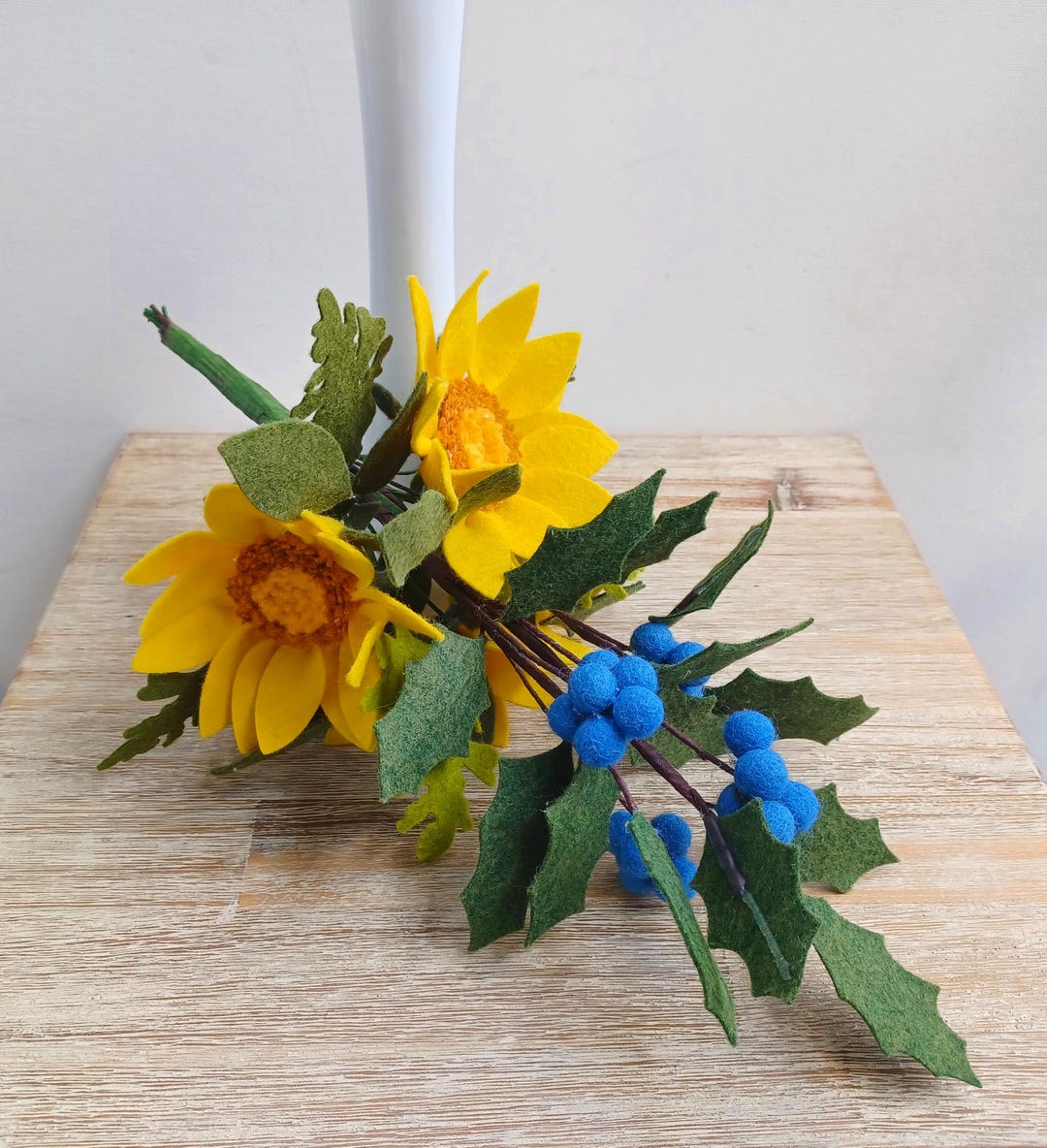Felt Oregon Wildflowers Bouquet, Balsamroot, Oregon Grape - Etsy