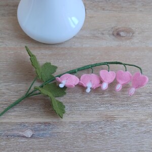 Felt Bleeding Heart Flower, Single Stem Dicentra - Etsy