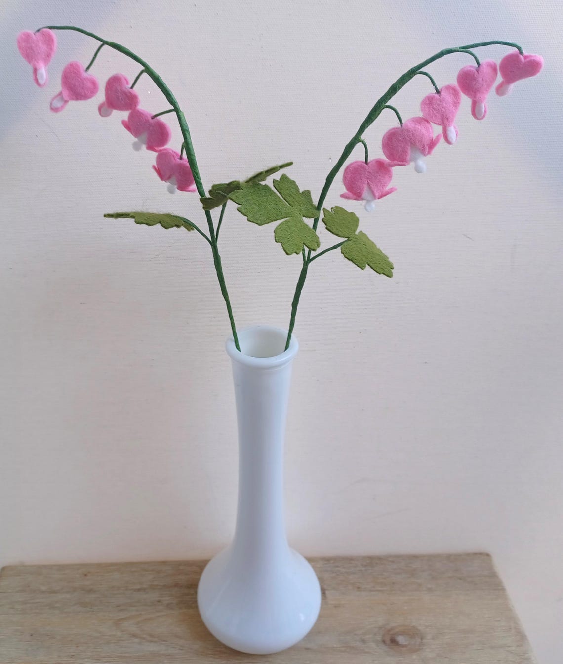 Felt Bleeding Heart Flower, Single Stem Dicentra - Etsy