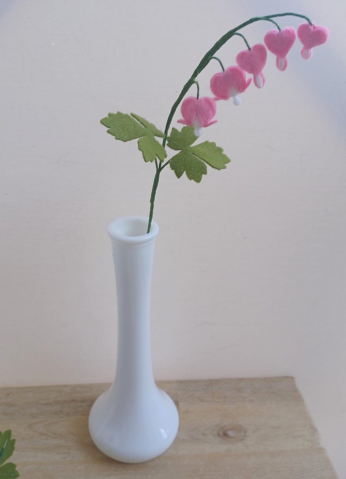 Felt Bleeding Heart Flower, Single Stem Dicentra - Etsy