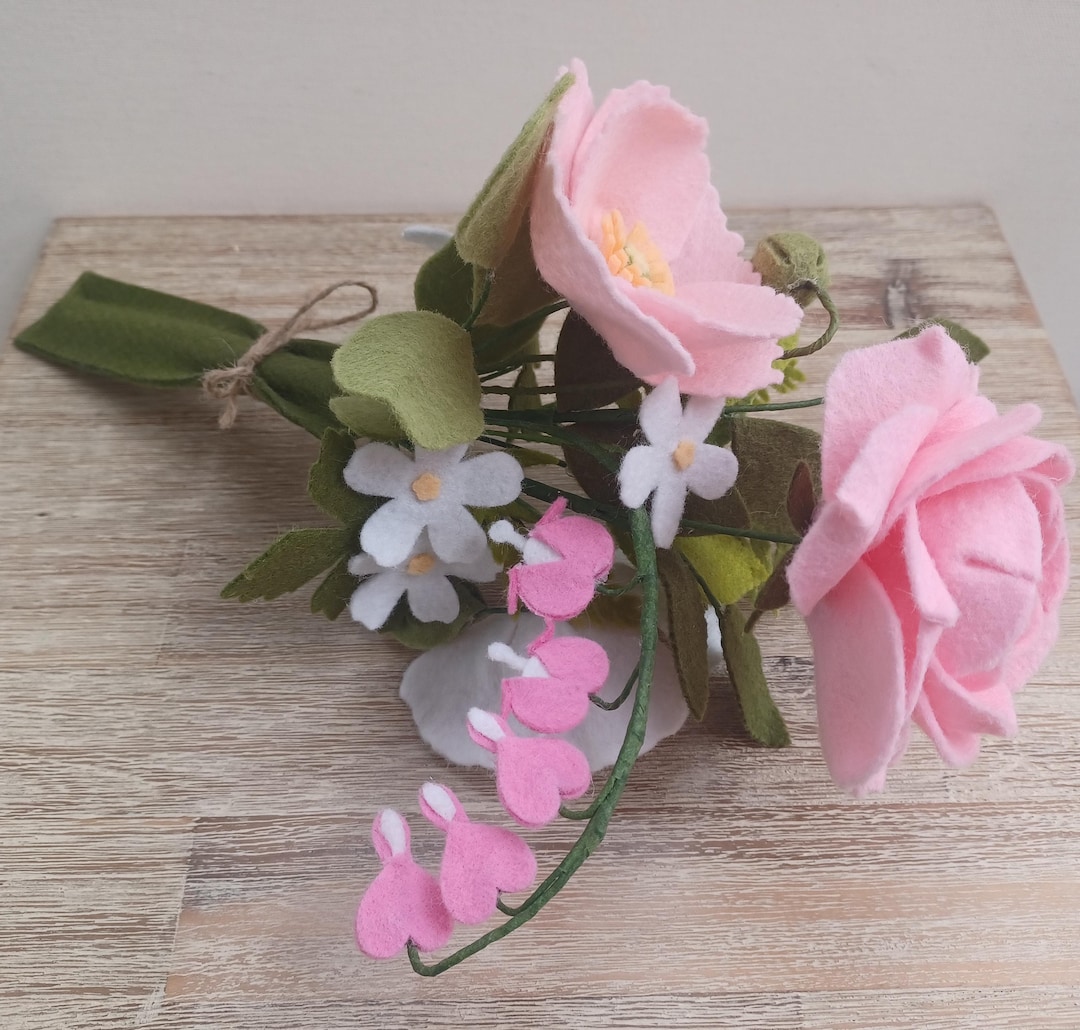 Pink Felt Bleeding Hearts Flower Bouquet - Etsy