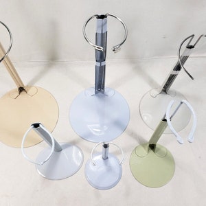 6 Used Metal Doll Stands Displays Porcelain Dolls Teddy Bears, Etc 1 - Etsy