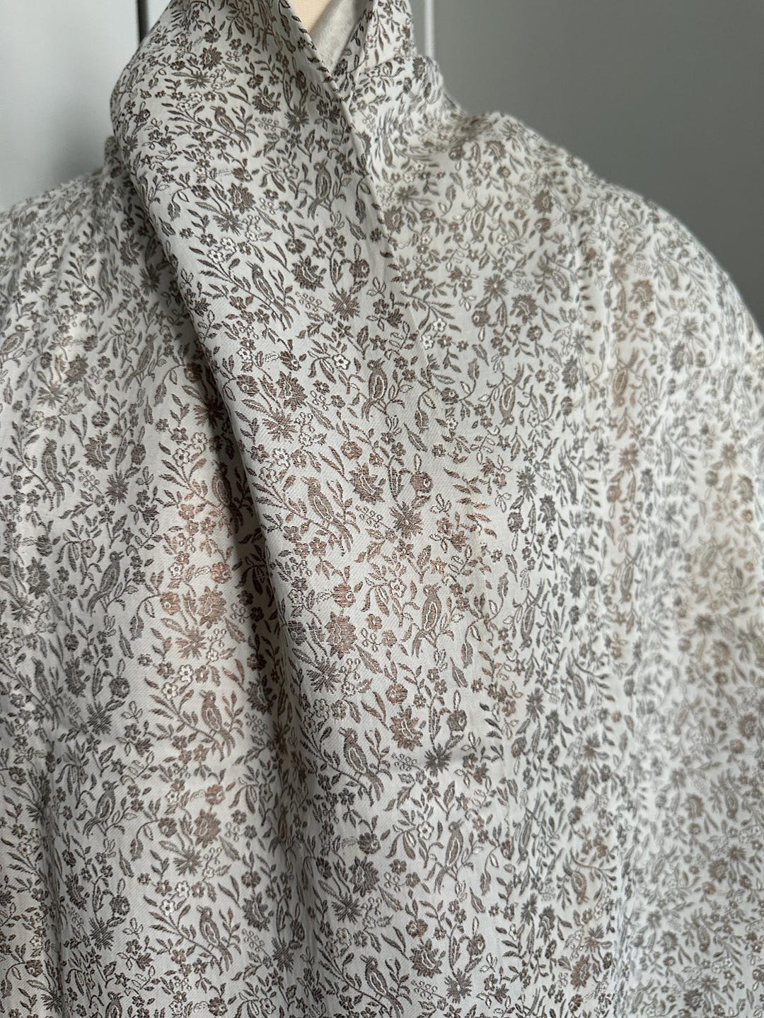 J & M Terzis Silk Souk El Jemil Beirut Vintage Silk Brocade Fabric ...