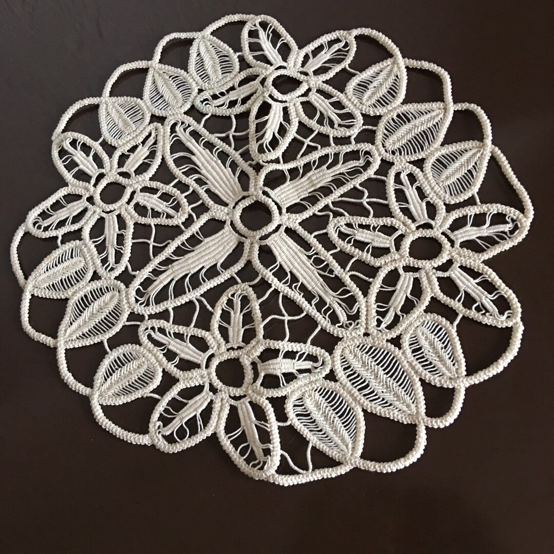 Vintage Hand Crochet Round Doily / Hand Made Floral Doily | FL - Etsy