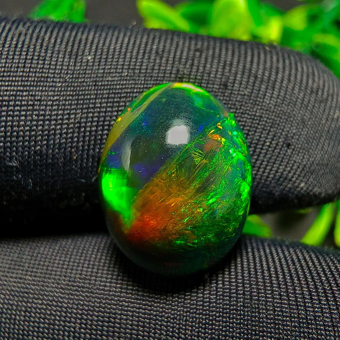 Rare Black Opal Gemstone / Multi Welo Fire Opal Stone / 4.30 CT Oval ...