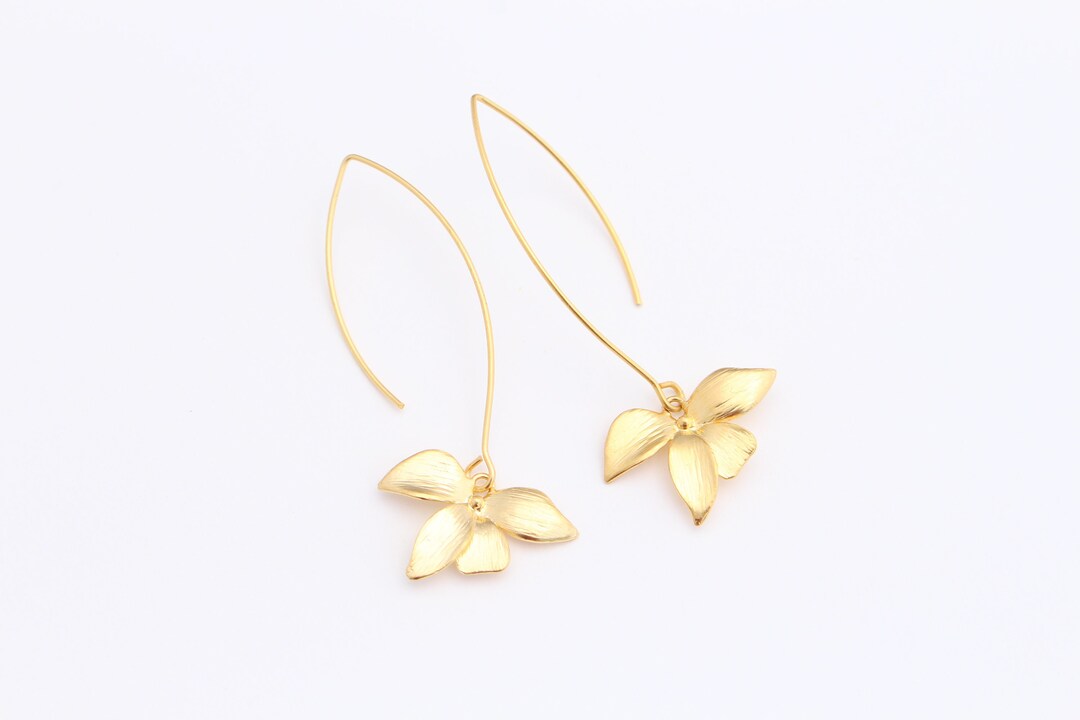 Matte Gold or Matte Silver Kidney Hook Wire Orchid Elegant Earrings ...