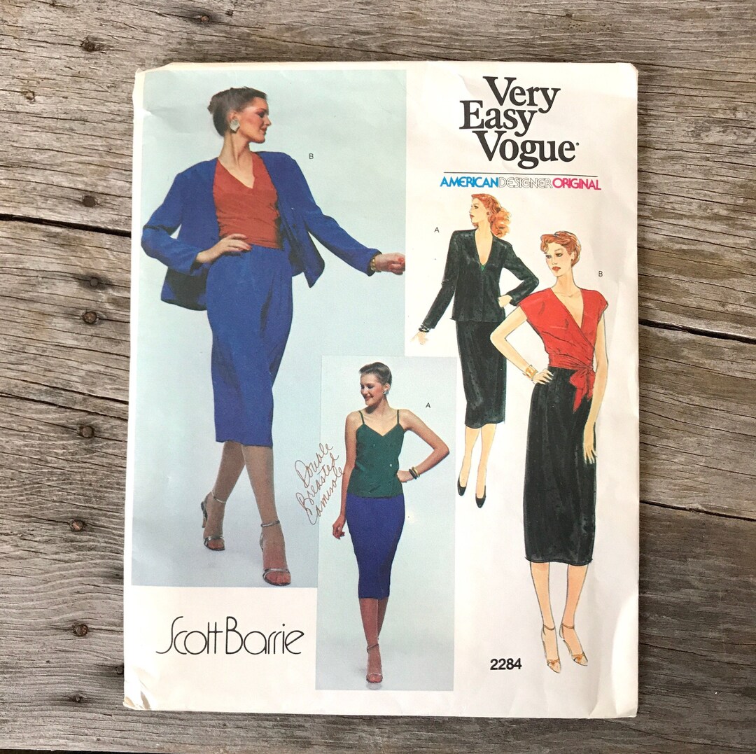 1970s Vogue Designer Pattern: Scott Barrie Jacket, Blouse & Skirt ...
