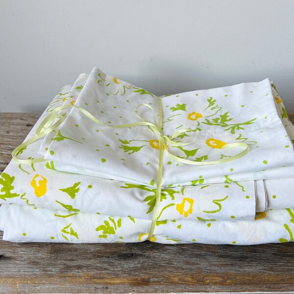 Daisy Sheets - Etsy