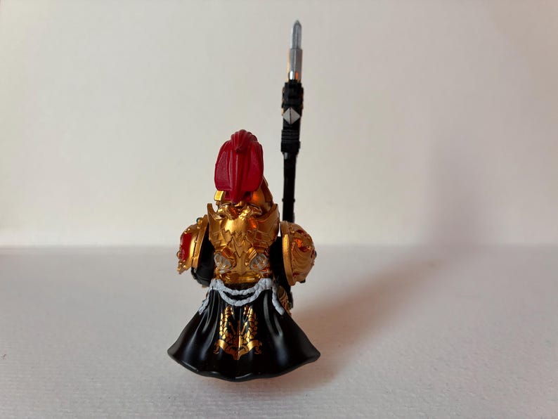 Custodes 40K Brick Minifigure – Warhammer Inspired Mini – Sci-fi Power ...