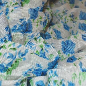 Sale 100g Fabric Chiffon Ruffle Yarn White Blue Flowers 1013 Beautiful ...