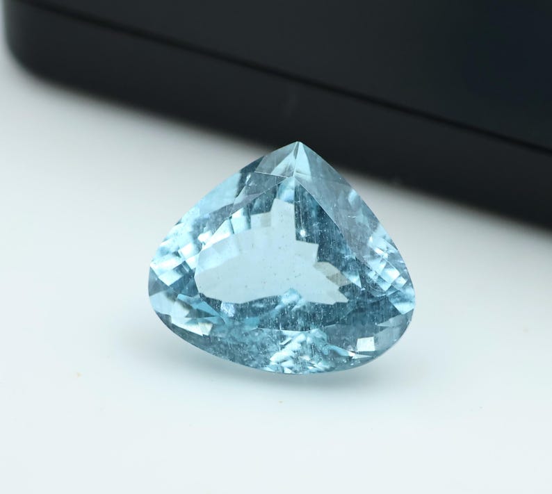 Buy Natural Aquamarine Gemstone 7.50 Ct | Trillion Cut Loose Blue ...