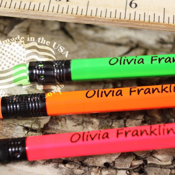 Engraved Pencil Set - Etsy