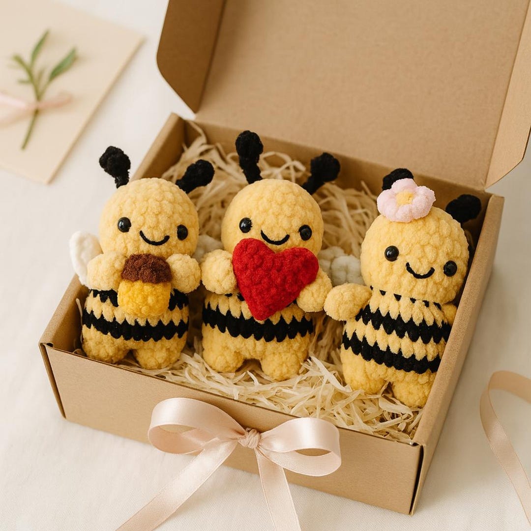 Set of 3 Bumblebee Crochet Amigurumi Pattern, Low Sew Plush Toy ...