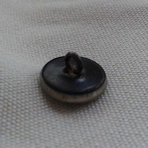 Vintage Leaf Design Button / Vintage Button / Vintage Metal Button ...