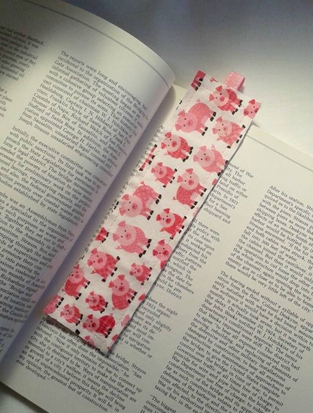 Pink Piggy Bookmark / Fabric Bookmark / Pink / Pigs / Bookmark - Etsy