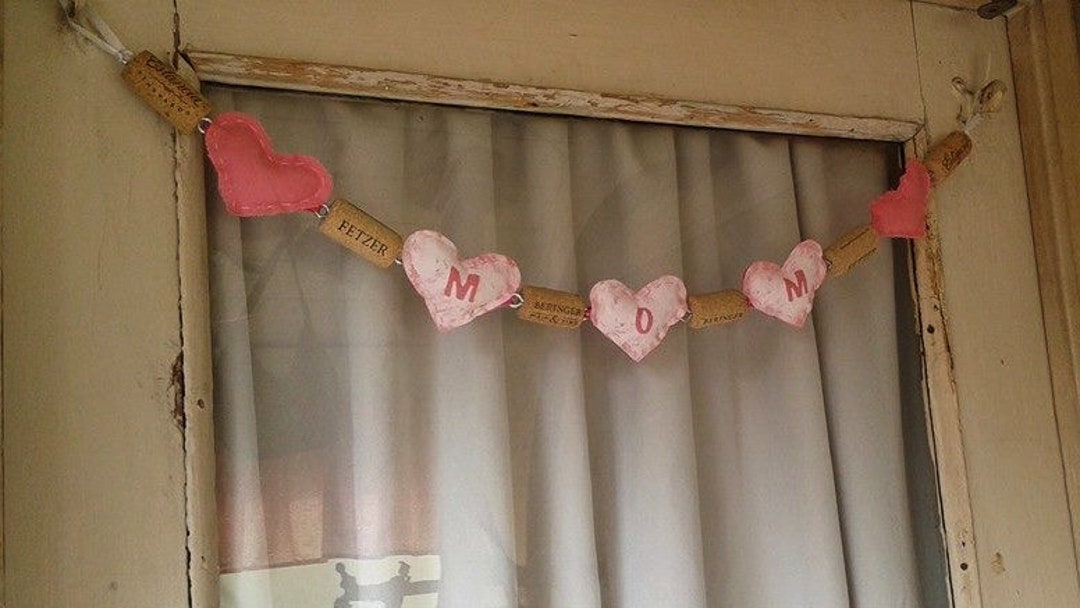 MOM Garland / Stuffed Hearts / Hand Stitched Hearts / Wine Cork Decor ...