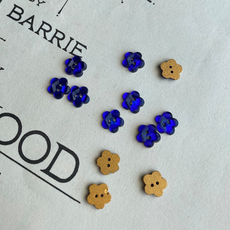 Blue Glass Antique Buttons - Etsy