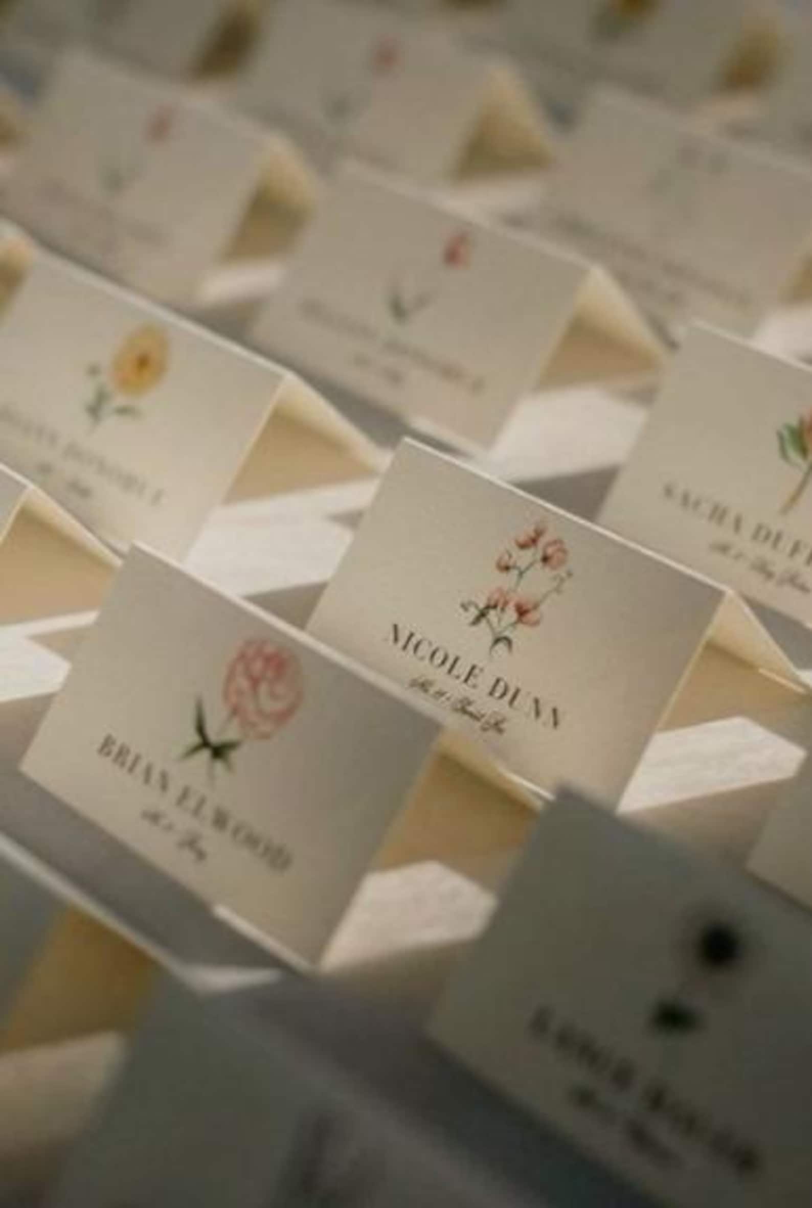 Minimalist Name Tags With Flower | Editable Printable Name Tags ...