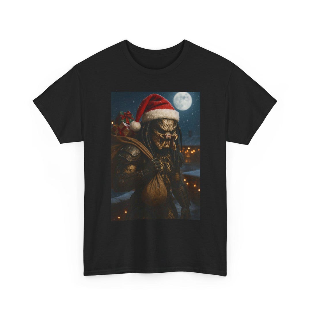Predator Yautja Santa Tee | Dark Christmas Skull, Moonlit Holiday ...