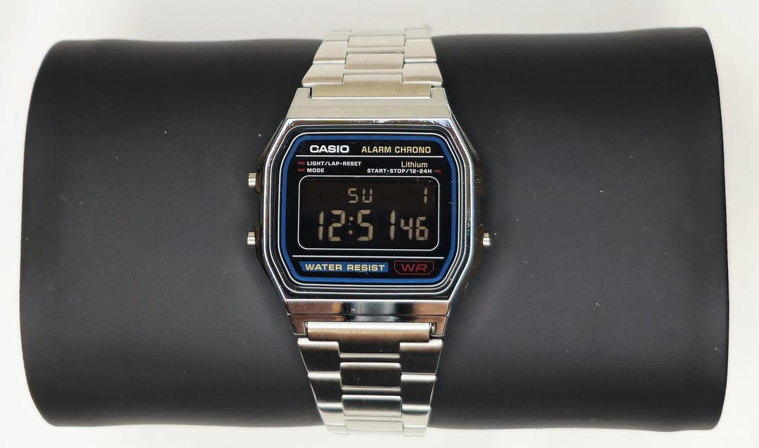 Custom Casio F91W Digital Watch Mod – Negative Polarized Screen ...