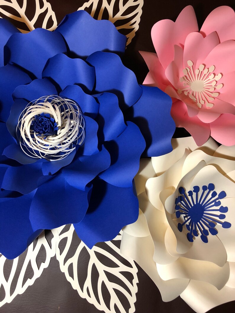 Handmade Paper Flowers Set of 5 W/leaves Wedding Home - Etsy
