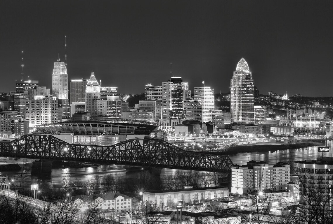 Cincinnati Skyline on Canvas B&W Large Wall Art Cincinnati | Etsy