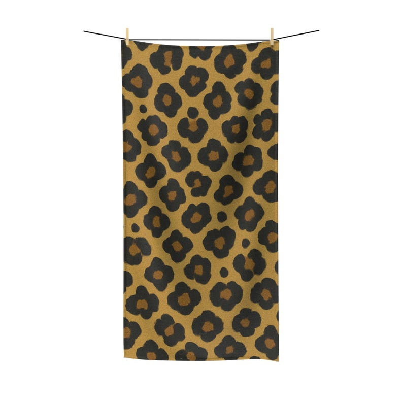 Chic Leopard Print Towel - Stylish Bath Towels, Poolside Luxury ...