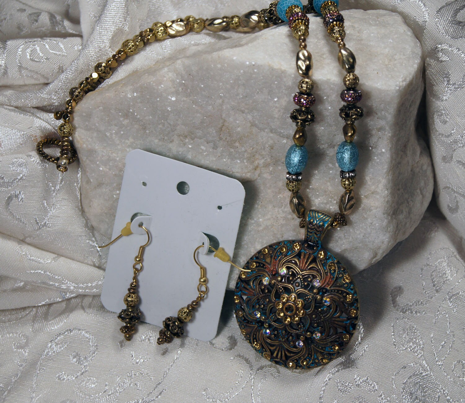 GYPSY QUEEN Pendant Necklace & Earrings Set - Etsy