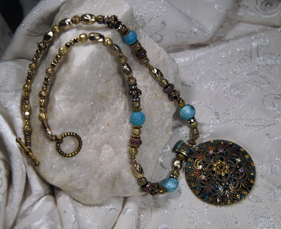 GYPSY QUEEN Pendant Necklace & Earrings Set - Etsy