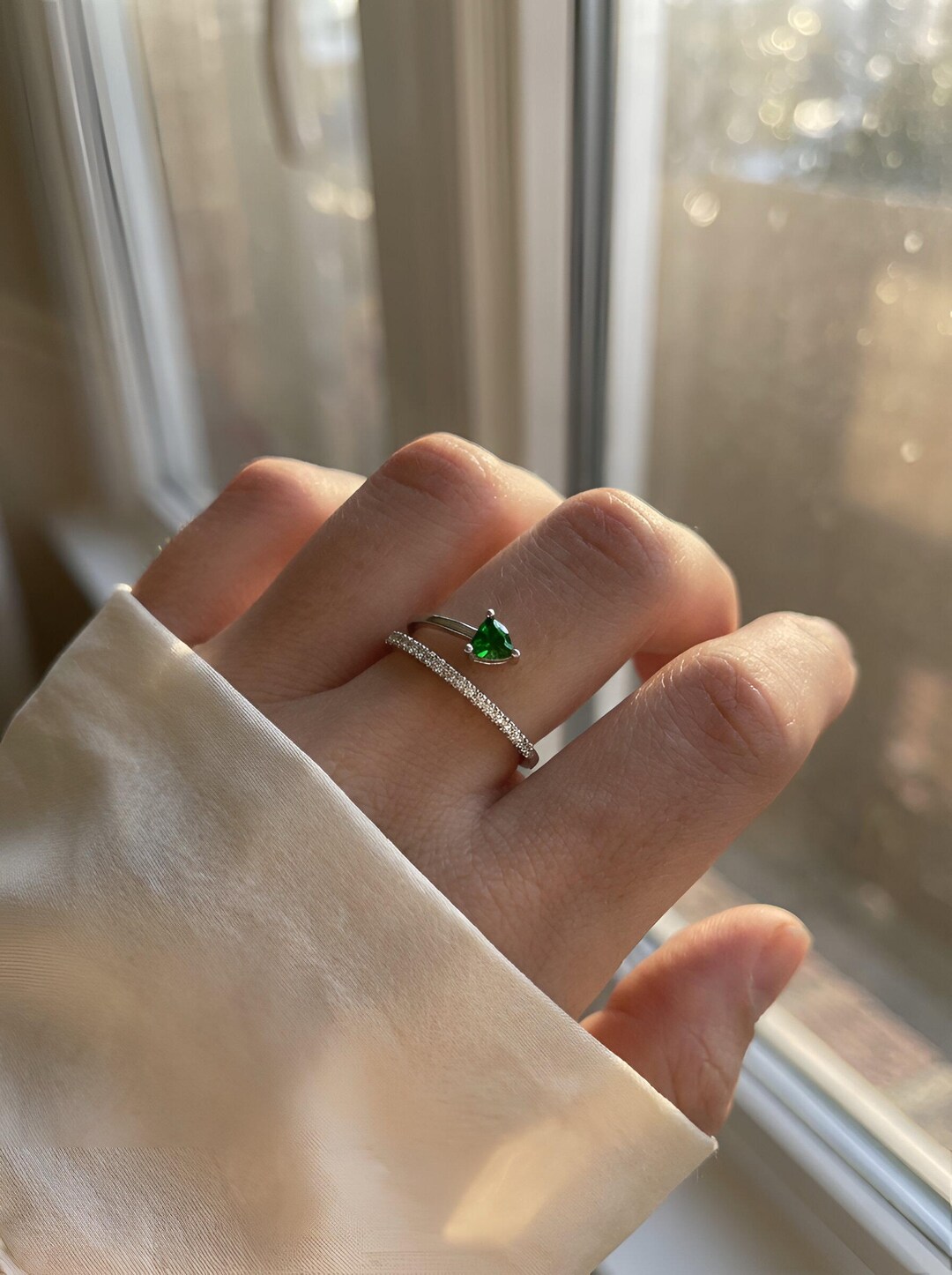 Minimalist Emerald-green Trillion Ring | Modern Silver Stacking Ring - Etsy