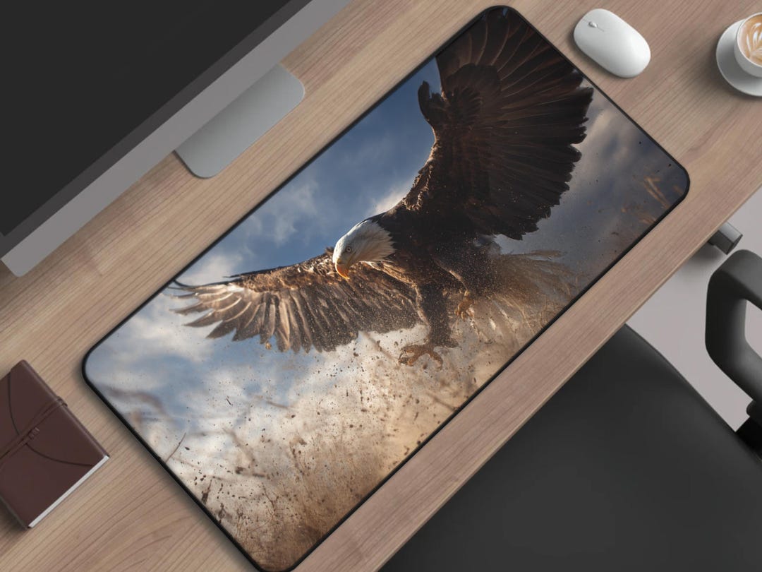 Flying Eagle Desk Mat, Dramatic Talon Strike Mouse Pad, Realistic Bald ...